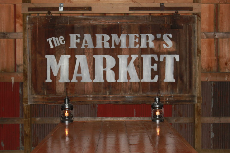 Making Vintage Signs From Pallets or Barn Wood On The Cheap!