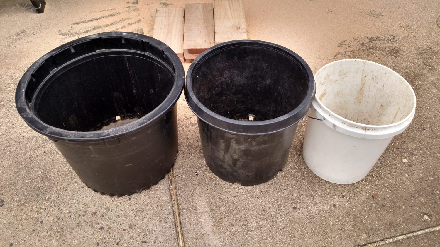 Building Grow Boxes - Creating The DIY Any Age Anywhere Garden - Old ...