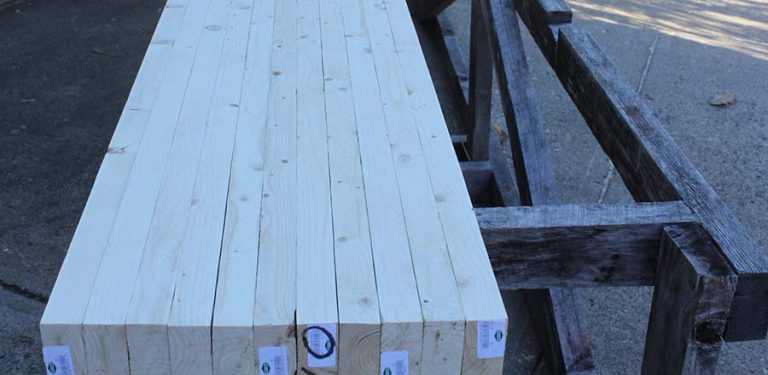 A Classic DIY Farm Table - Made Entirely From 2 x 4's!