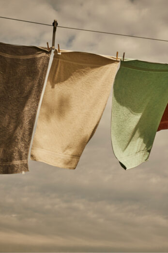 How To Install A Pulley Clothesline - A Simple Way To Dry Clothes & Save!